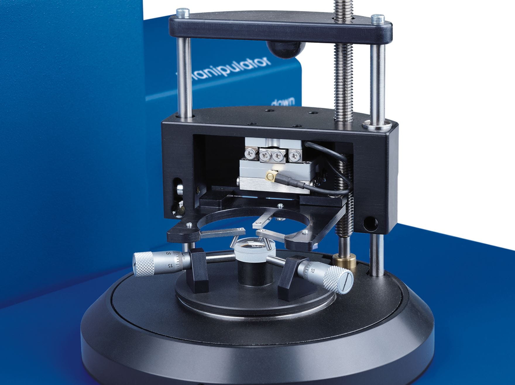 OptiCentric® - Lens centration and alignment | TRIOPTICS